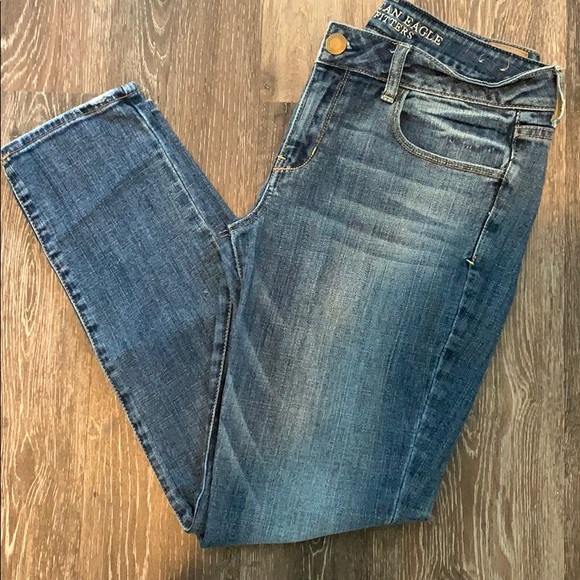 American Eagle Outfitters | Jeans | Mid Wash Denim | Poshmark